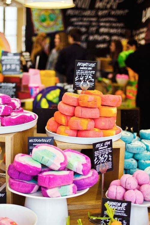 Discover the Lush marketing strategy